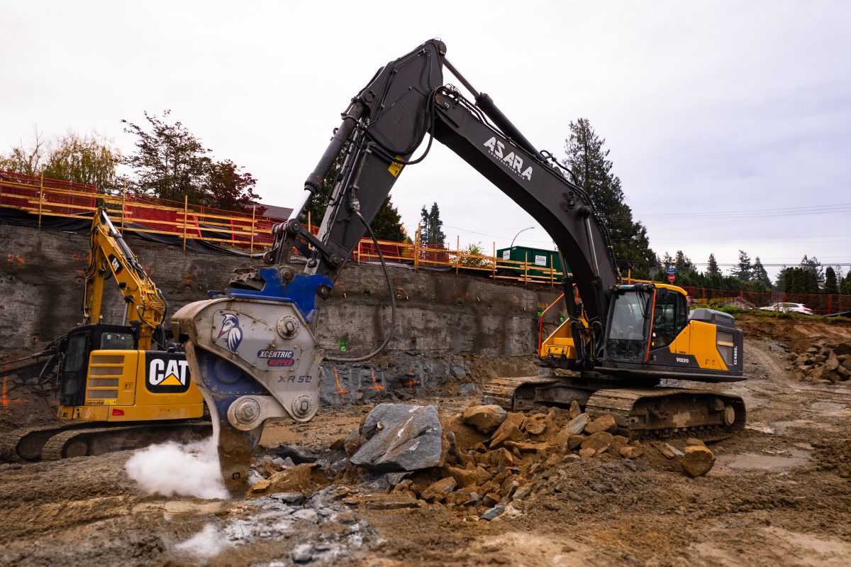 Rockwheel Drum Cutter vs Xcentric Ripper vs Hydraulic Hammer ...